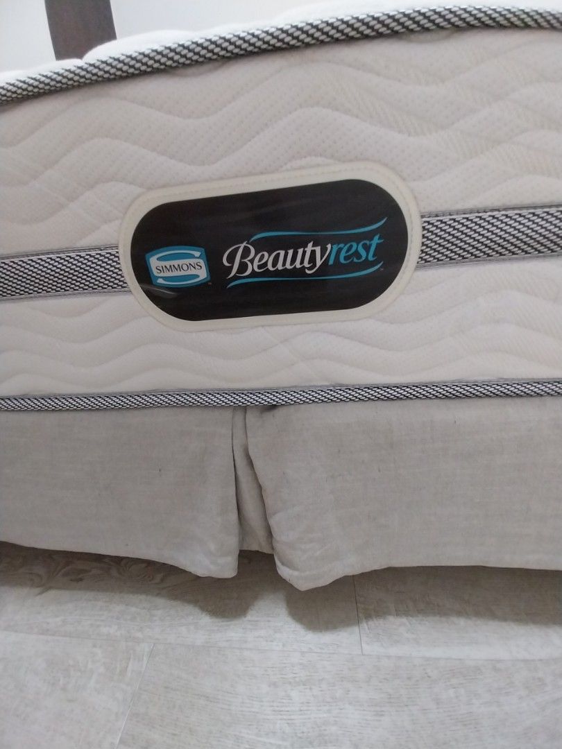 Beautyrest Simmons Mattress, Furniture & Home Living, Furniture, Bed ...