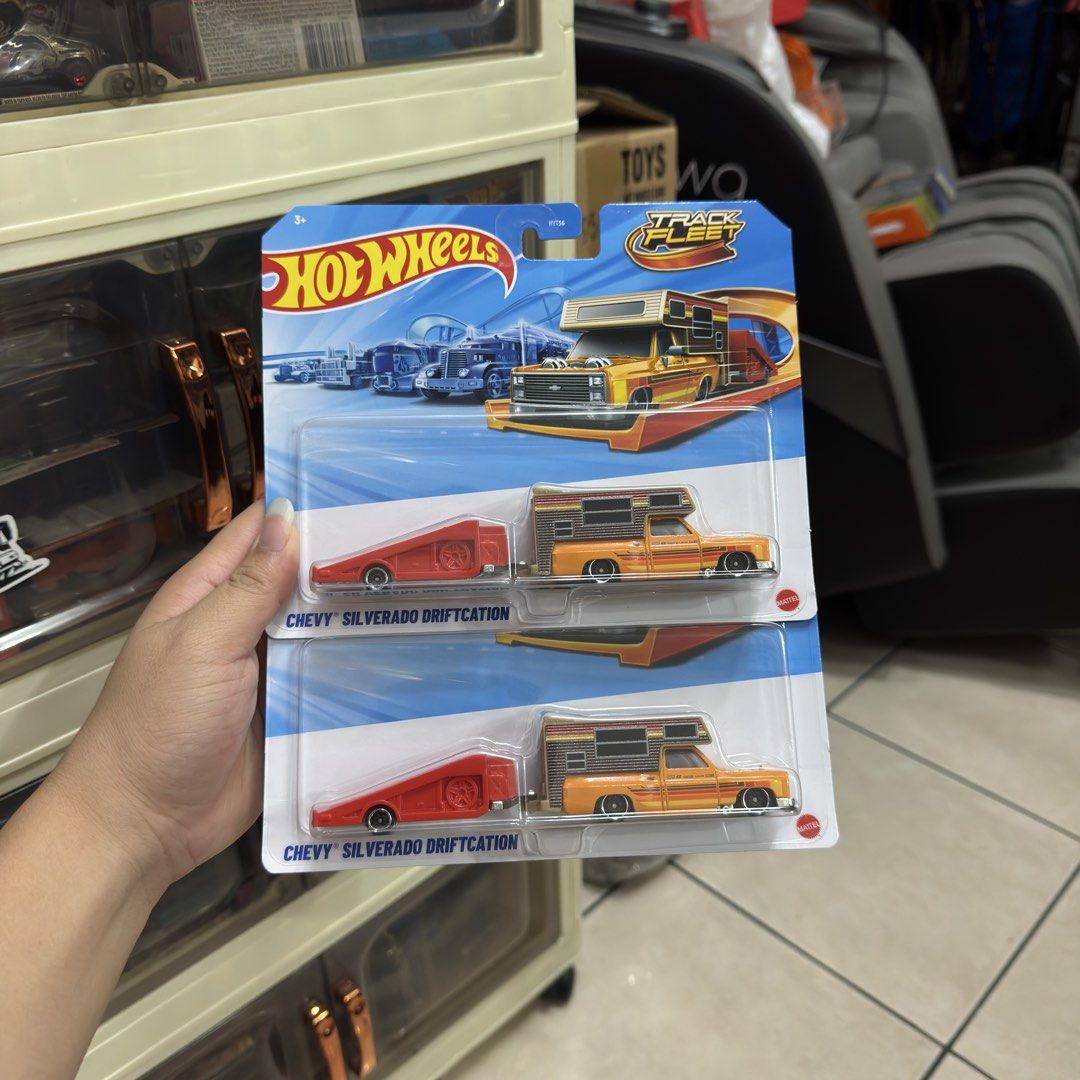 Hot Wheels Track Fleet - Chevy Silverado Driftcation, Hobbies & Toys ...