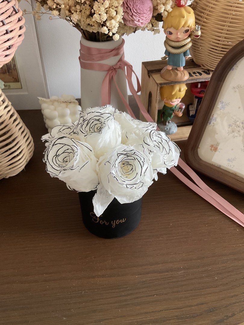 Preserved White Roses in Black lining with 'For You' arrangement ...