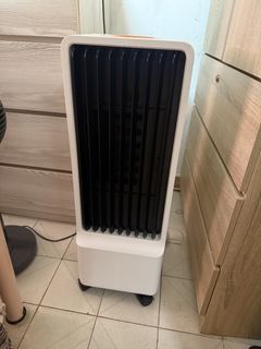 eHome 直立式暖風機, 家庭電器, 冷氣機及暖風機 - Carousell
