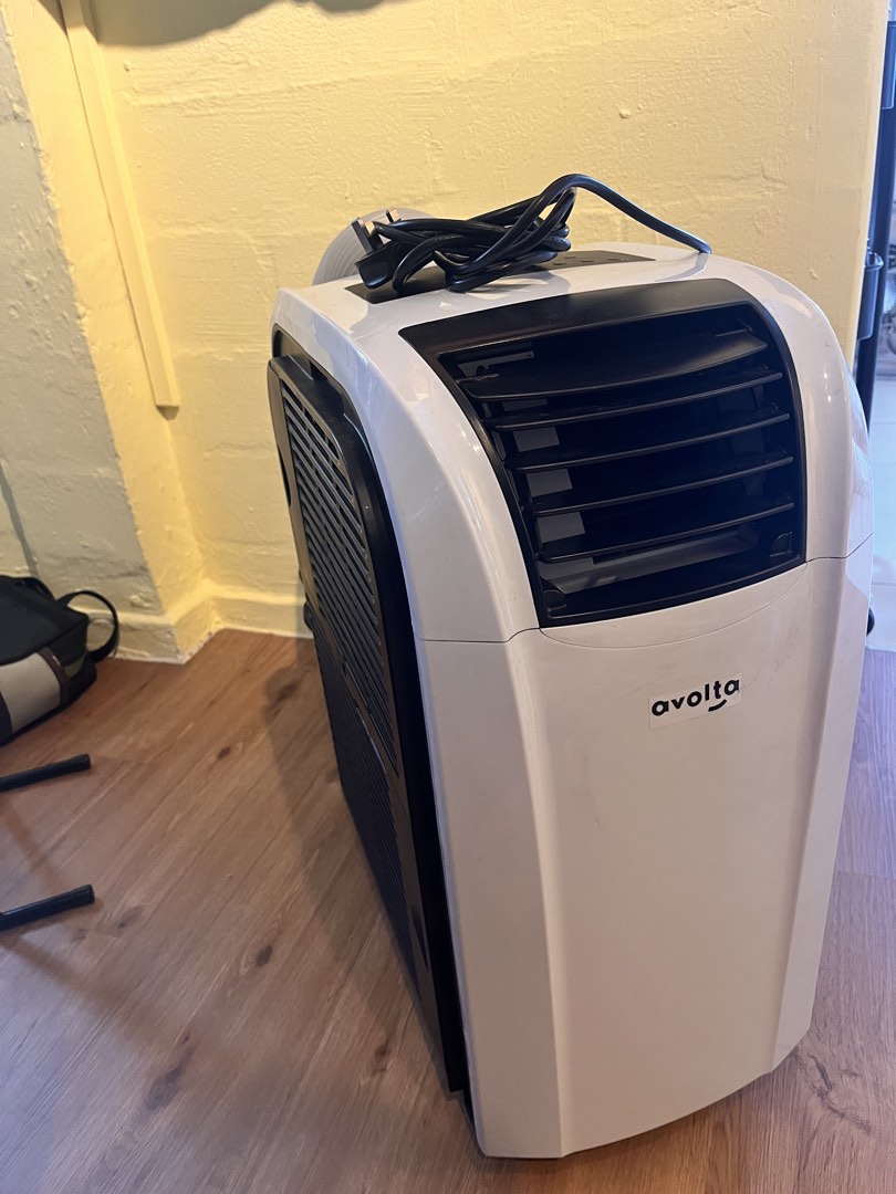 Avolta Portable Air Conditioner with Exhaust Hose, TV & Home Appliances ...