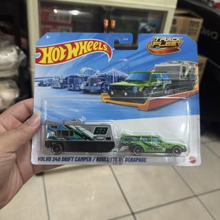 Hot Wheels Track Fleet - Chevy Silverado Driftcation, Hobbies & Toys ...