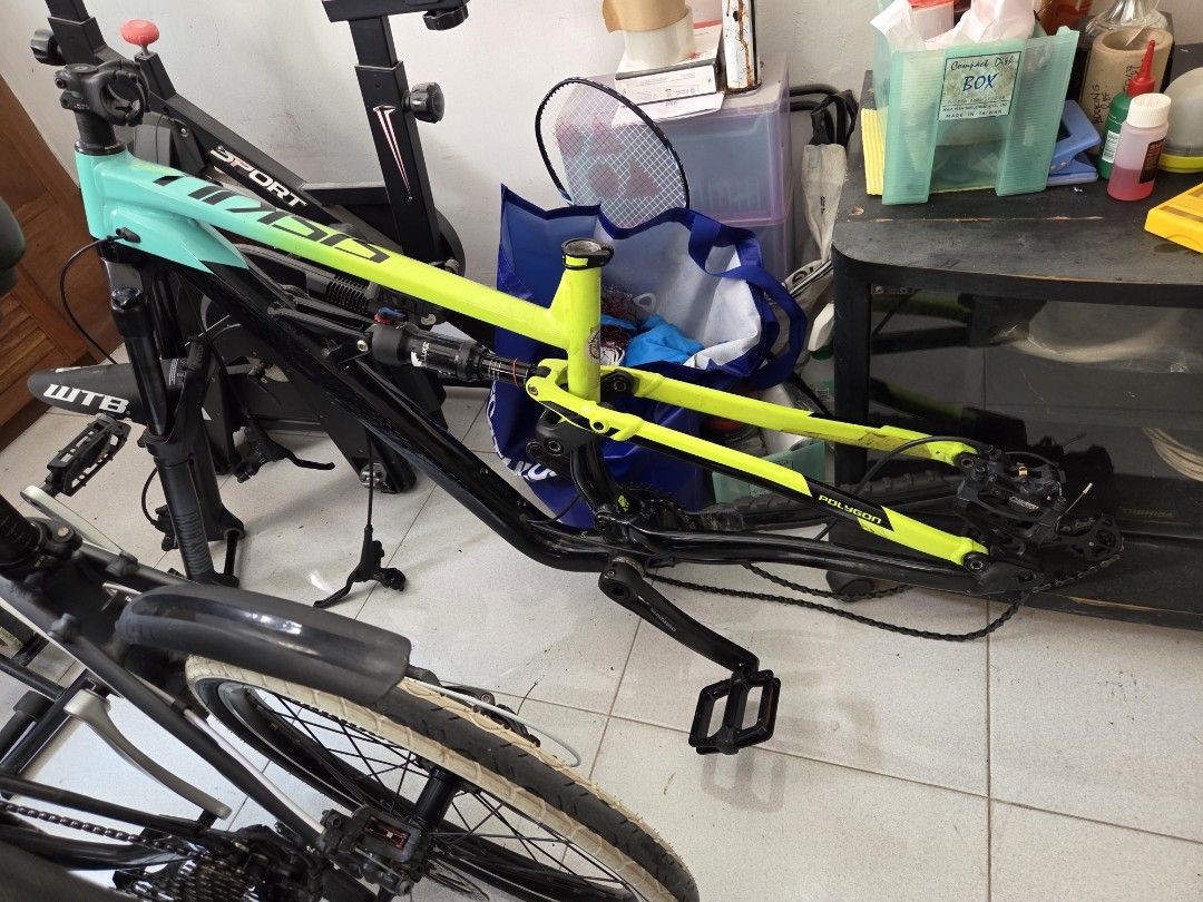 2022 Polygon Siskiu T7 Mountain Bike Frame ,Medium, 27.5, Rockshox Fork ...