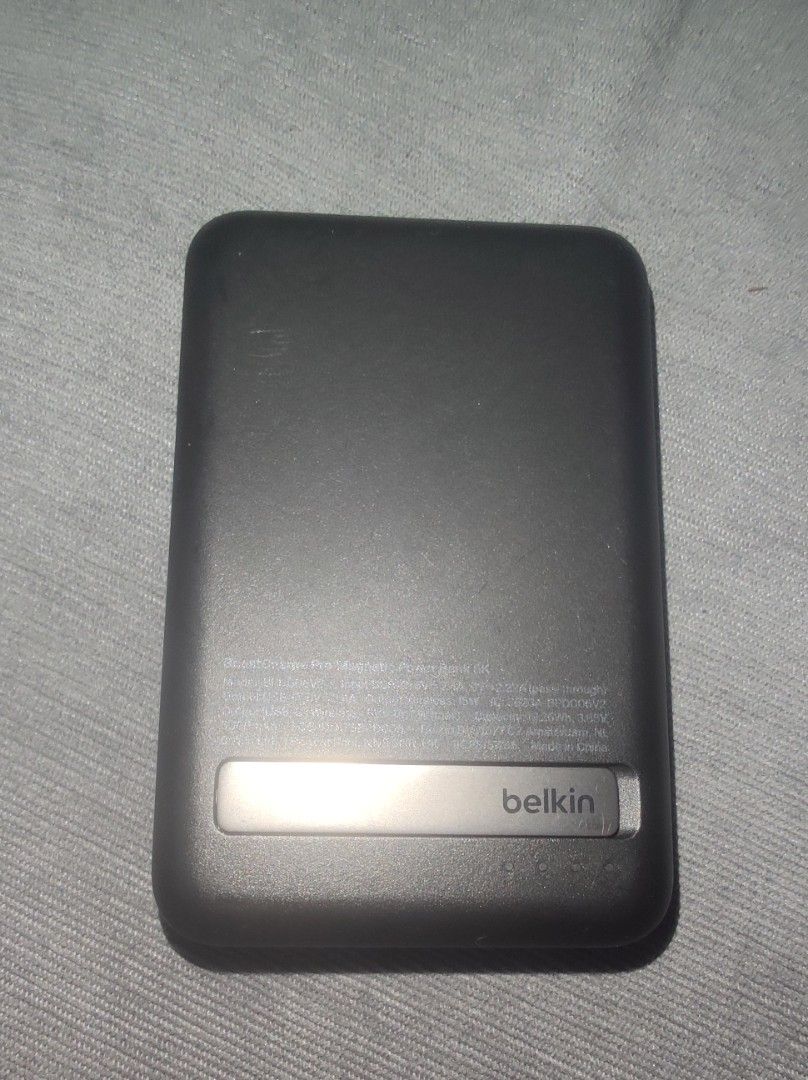 Belkin MagSafe 5000 mAh Qi2 磁吸無線充電行動電源, 手提電話, 電話及其他裝置配件, 電池及充電器 - Carousell