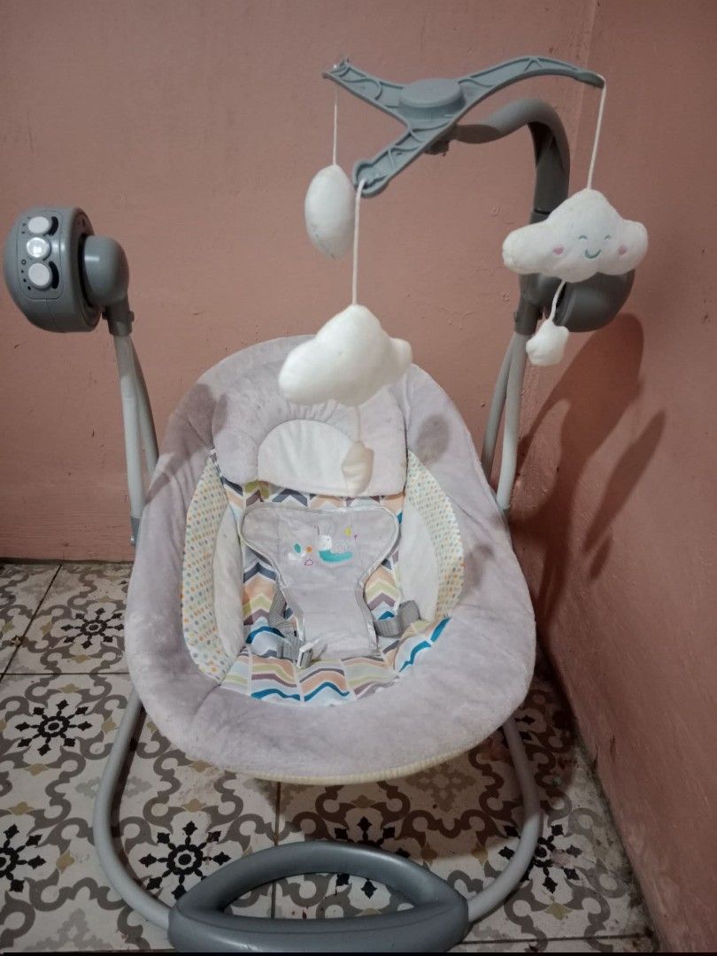 Bouncer, Bayi & Anak, Mainan & Baby Walker di Carousell