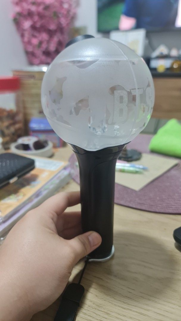 BTS Official Lightstick ARMY Bomb Ver 3, Hobbies & Toys, Collectibles ...