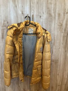 Puffer jacket Dijual | Beli 1,000+ Puffer jacket online | Carousell ...