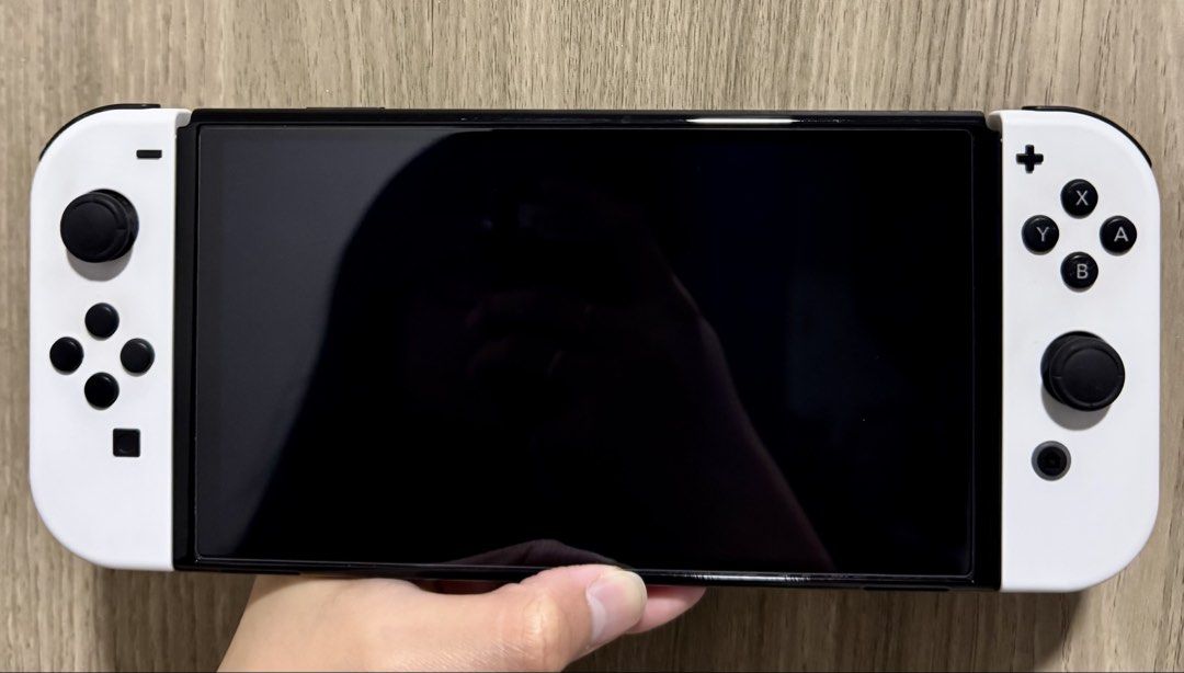🎮 FOR SALE: Nintendo Switch OLED (Almost Brand New | 256GB SD Card ...