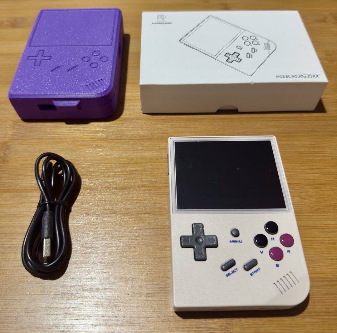 Anbernic RG35XX Retro Handheld Gaming Console, Video Gaming, Video Game ...