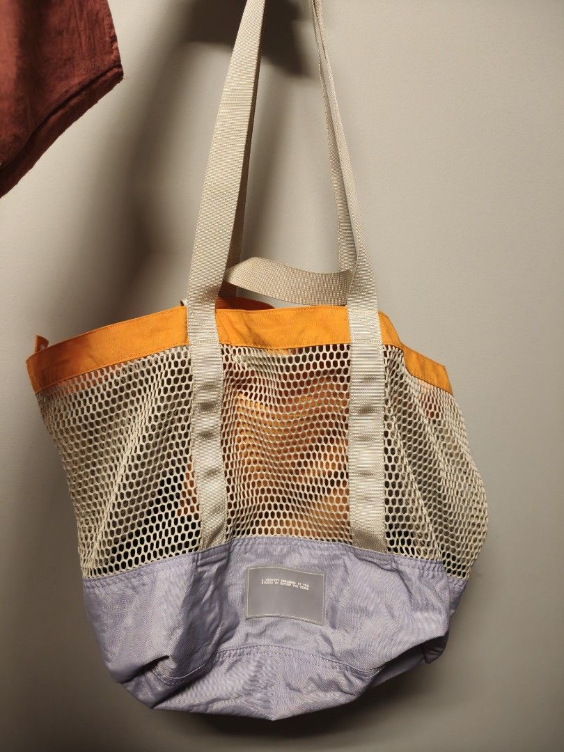 Beyond The Vines The Carnival Bag Cream Colourblock, Women's Fashion ...