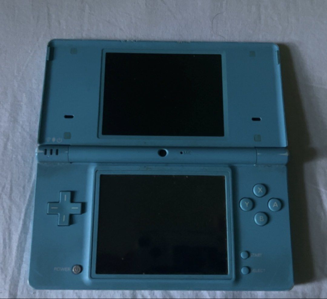 Blue Nintendo DS Lite Handheld Console, Video Gaming, Video Game ...