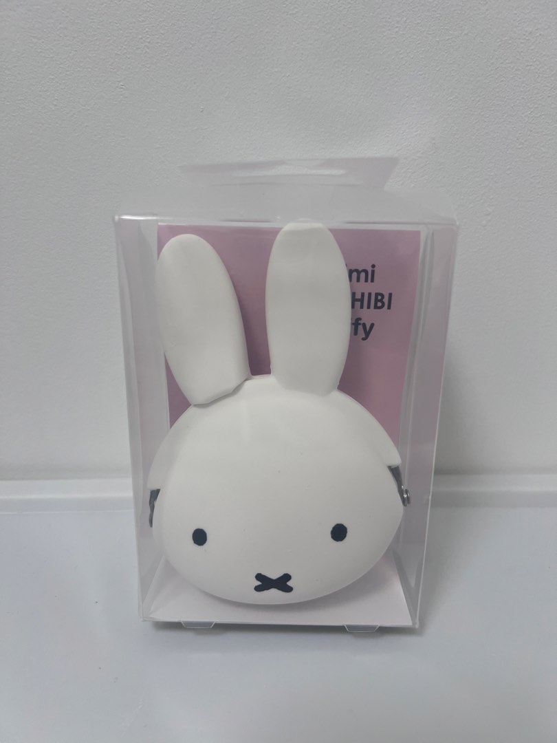 全新Miffy mini Pouch Miffy 散子包, 女裝, 手袋及銀包, 長銀包 - Carousell