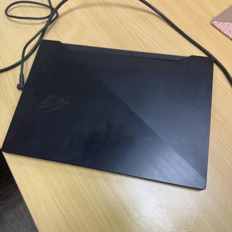 RTX 2080 Super Max Q ASUS ROG Zephyrus 15.6" Gaming Laptop Gaming ...
