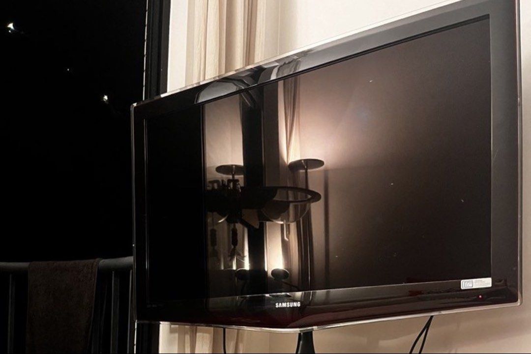 Samsung lcd tv, 家庭電器, 電視 & 其他娛樂, 電視 - Carousell