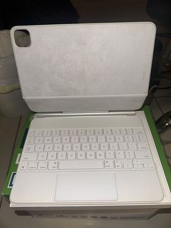 Apple Magic Keyboard for iPad Pro 12.9 inch/iPad Air 13-inch ...