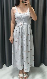 Mini dress with cup bra, Fesyen Wanita, Pakaian Wanita, Gaun & Rok di ...
