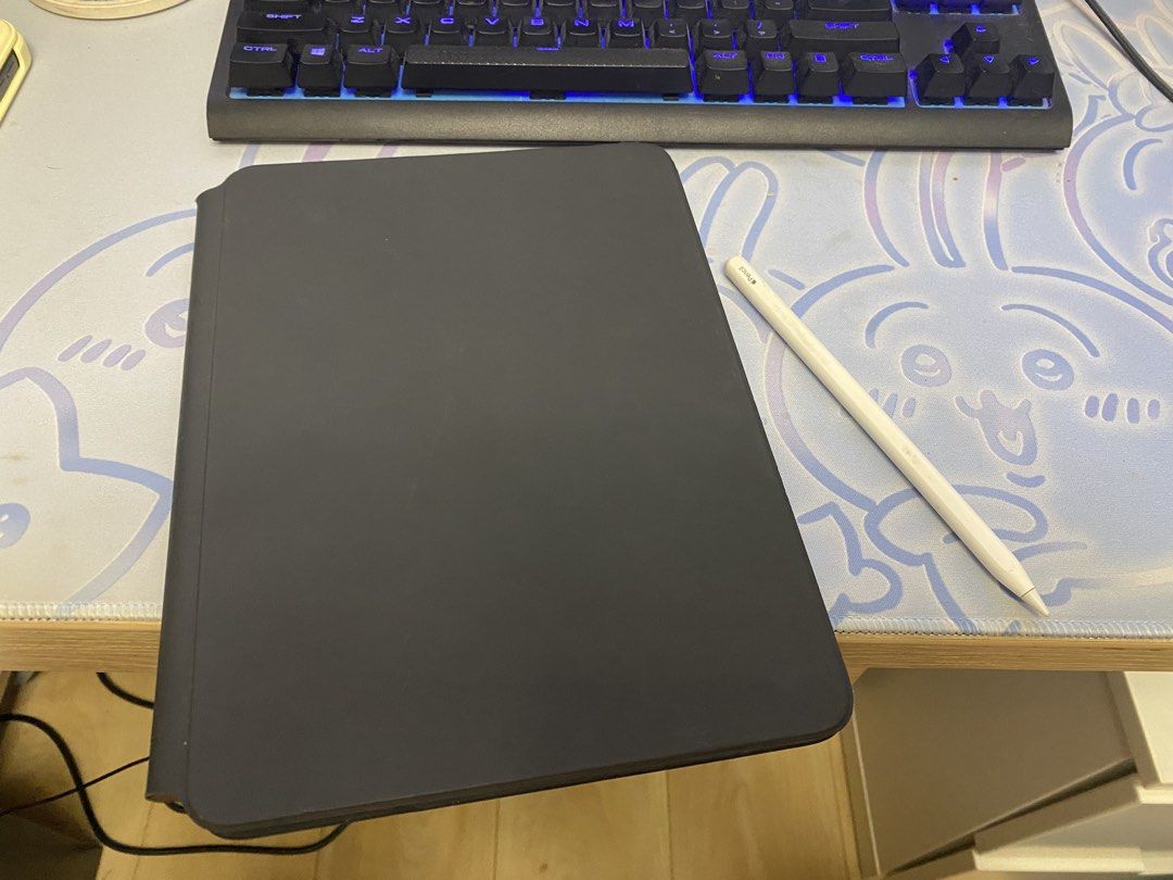 Apple Magic Keyboard (A2261)連Apple Pencil (第2代), 手提電話, 平板電腦, 平板電腦 ...