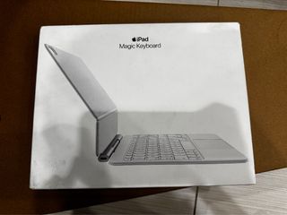 Apple Magic Keyboard for iPad Pro 12.9 inch/iPad Air 13-inch ...
