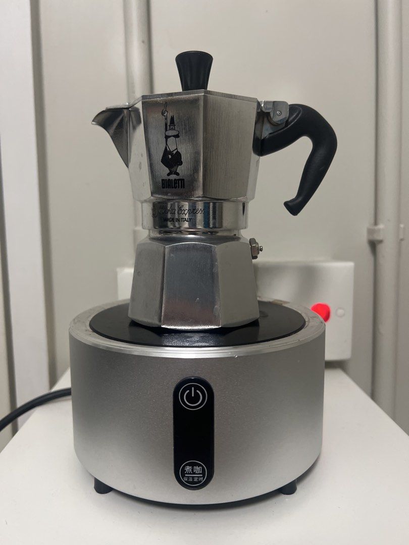 Bialetti Electric Moka Pot 90ml with Base, 家庭電器, 廚房電器, 咖啡機及咖啡壺 - Carousell