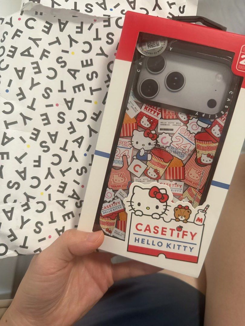 CASETiFY Hello Kitty iPhone 17Pro max手機殼, 手提電話, 電話及其他裝置配件, 手機套及手機殻 ...
