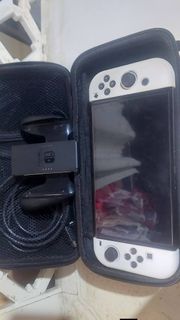 Nintendo Switch OLED Model with Accessories, Video Gaming, Video Game ...
