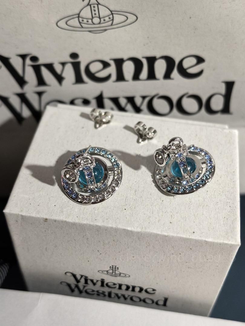 全新🌸 Vivienne Westwood爆款漸層orb湖藍珠土星耳環, 女裝, 飾物及配件, 耳環 - Carousell