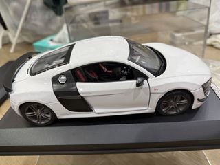 1/64 Mercedes-Benz SLC Diecast Model, Hobbies & Toys, Toys & Games on ...
