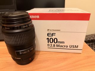 Canon EF 100mm f/2.8 Macro 鏡頭, 攝影器材, 鏡頭及裝備 - Carousell