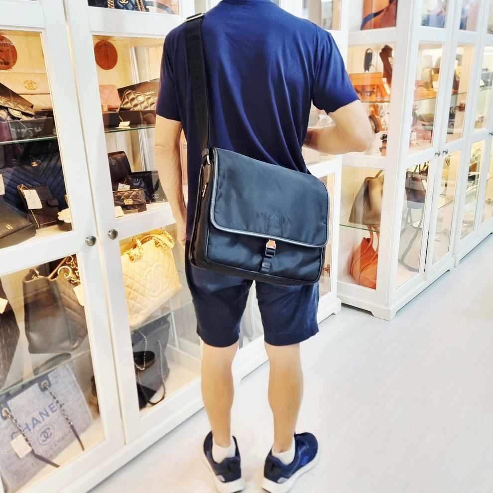 💯% Authentic Prada V166 Tessuto Messenger Bag Shw (Black), Luxury, Bags ...