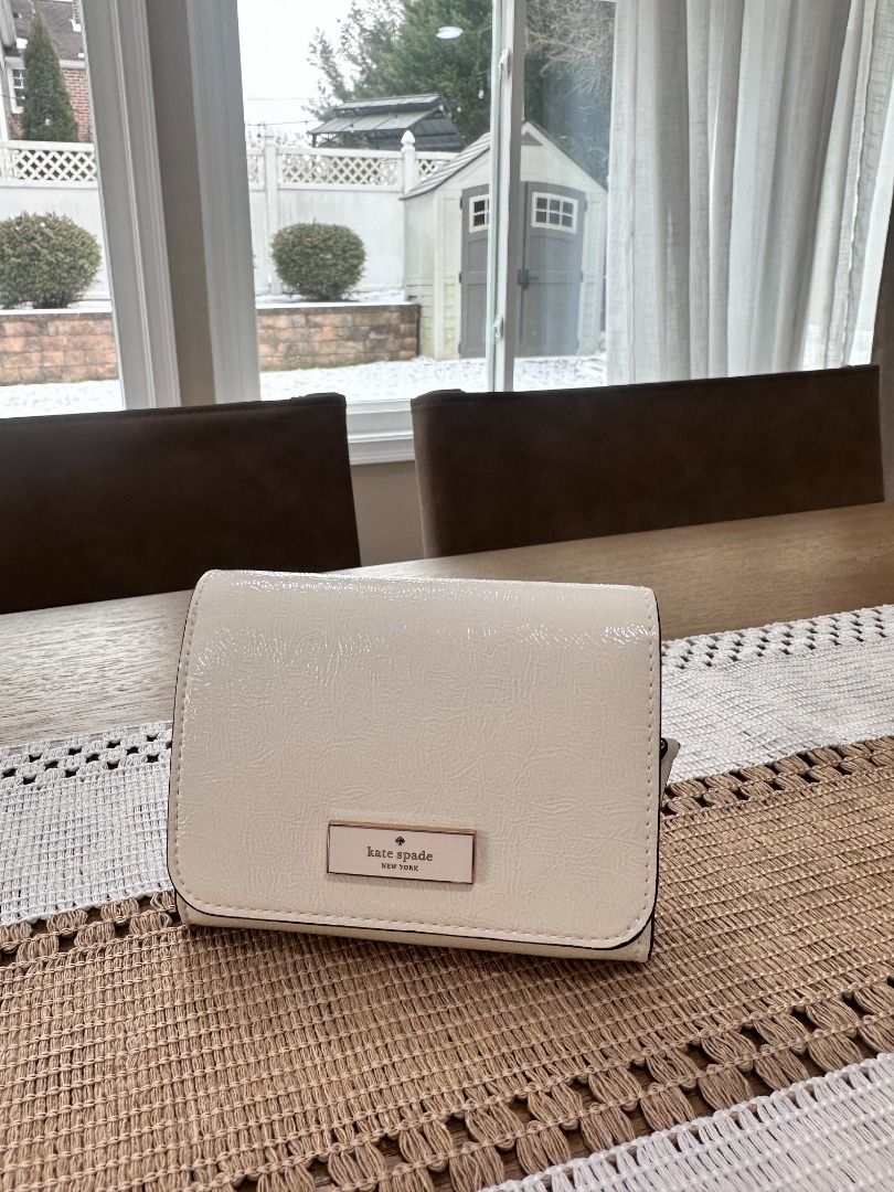 Kate Spade New York - Bridget Crinkle Patent Small L-zip Wallet in ...