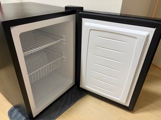 Dometic DX920 Mini Fridge Silver , 家庭電器, 廚房電器, 雪櫃及冰櫃 - Carousell
