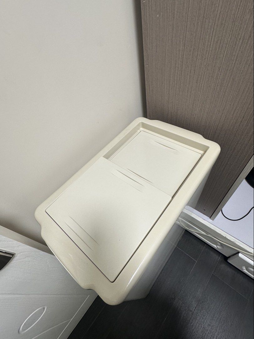 Panasonic Mini Ice Freezer冷藏櫃, 家庭電器, 廚房電器, 雪櫃及冰櫃 - Carousell