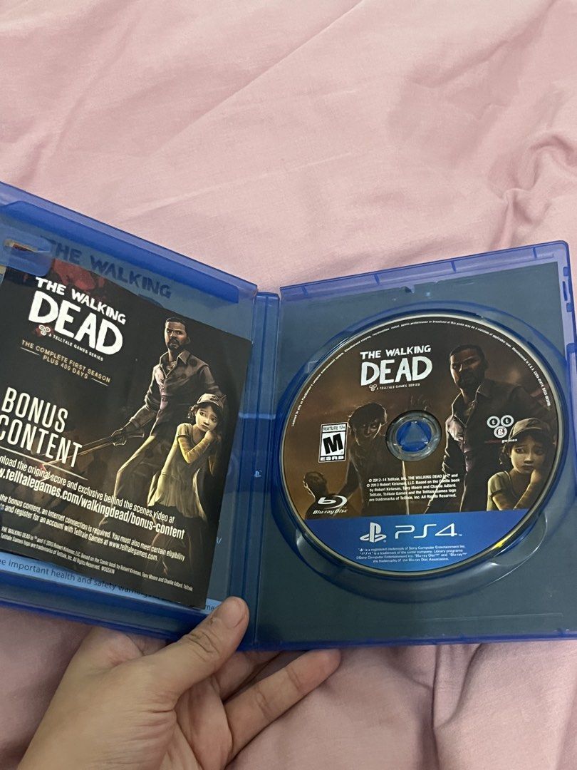The Walking Dead: The Complete First Season PS4 Game, Video Gaming ...