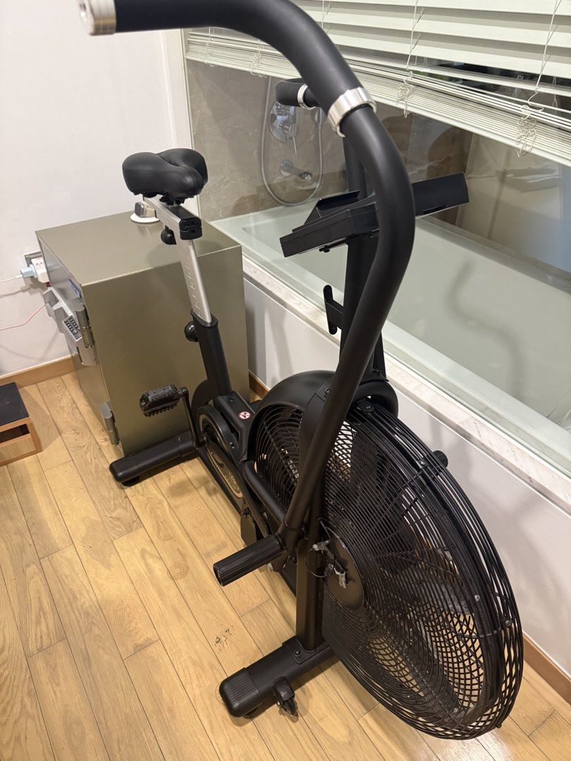 Commercial grade Assault Air Bike, Sports Equipment, Exercise & Fitness ...