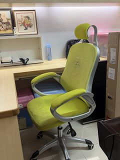 Ergonomic Mesh Office Chair with Headrest, Furniture & Home Living ...