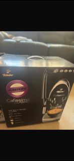 Tchibo Cafissimo Classic Piano Black 膠囊咖啡機, 家庭電器, 廚房電器, 咖啡機及咖啡壺 - Carousell