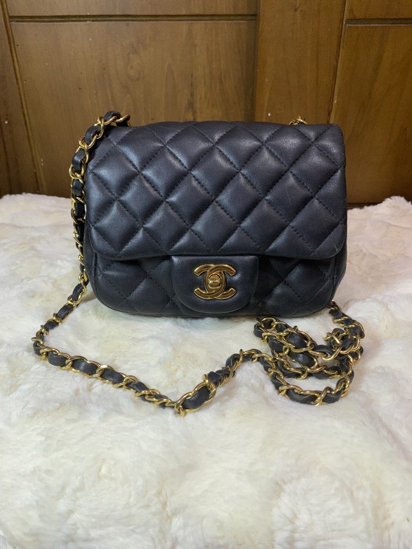 CHANEL CLASSIC MINI SQUARE BLACK, Fesyen Wanita, Tas & Dompet di Carousell