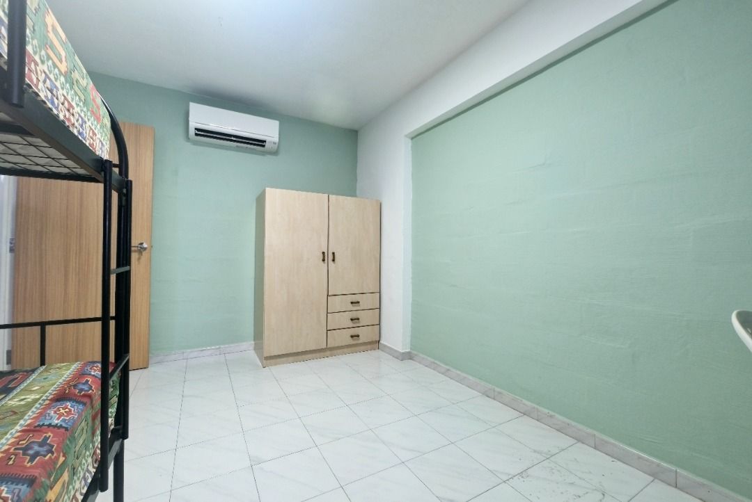 Quiet Clean HDB Room in Serangoon | Male Professional | Immediate ...