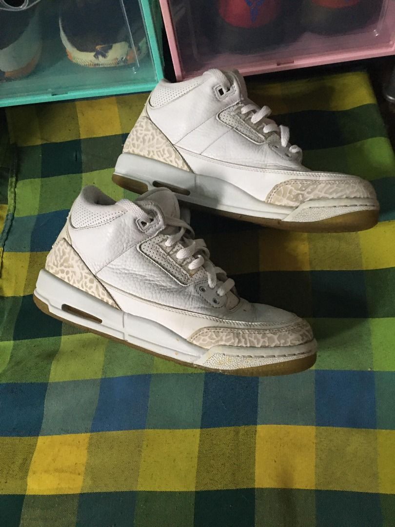 Jordan 3, Men's Fashion, Footwear, Sneakers on Carousell