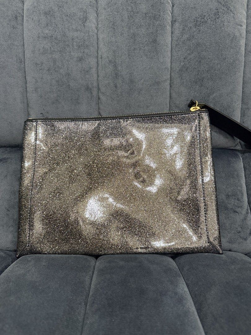 Bimba Lola Clutch, Women's Fashion, Bags & Wallets, Clutches on Carousell