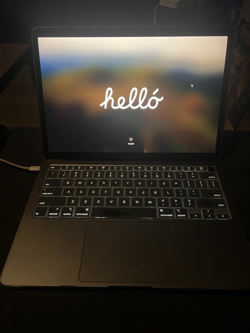 Apple MacBook Air 13-inch 2020 Retina, Computers & Tech, Laptops ...