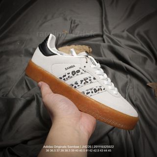 全新adidas Purechill, 女裝, 鞋, 波鞋 - Carousell