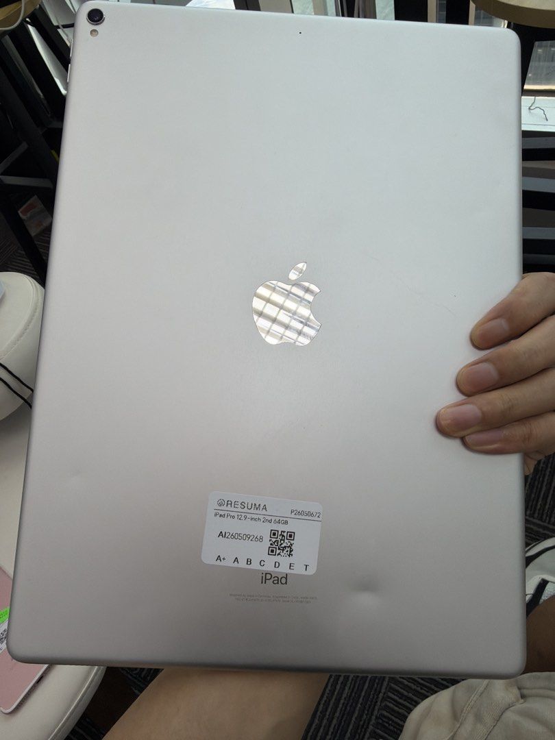 Apple iPad Pro 12.9吋 gen2 64gb WiFi, 手提電話, 平板電腦, 平板電腦 - iPad - Carousell