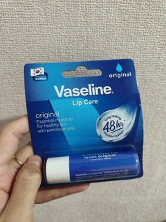 Lip balm vaseline Dijual | Carousell Indonesia