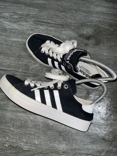 Sepatu hitam putih Dijual | Beli 100+ Sepatu hitam putih online ...