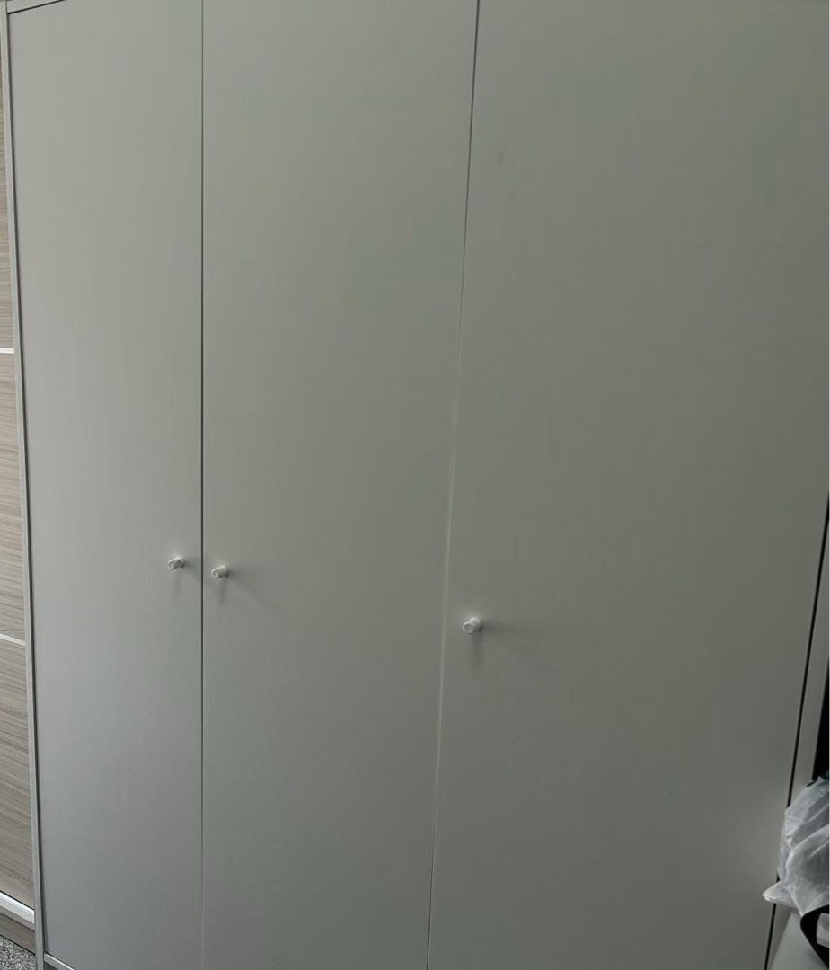 White 3-Door Wardrobe with Simple Knobs, Furniture & Home Living ...
