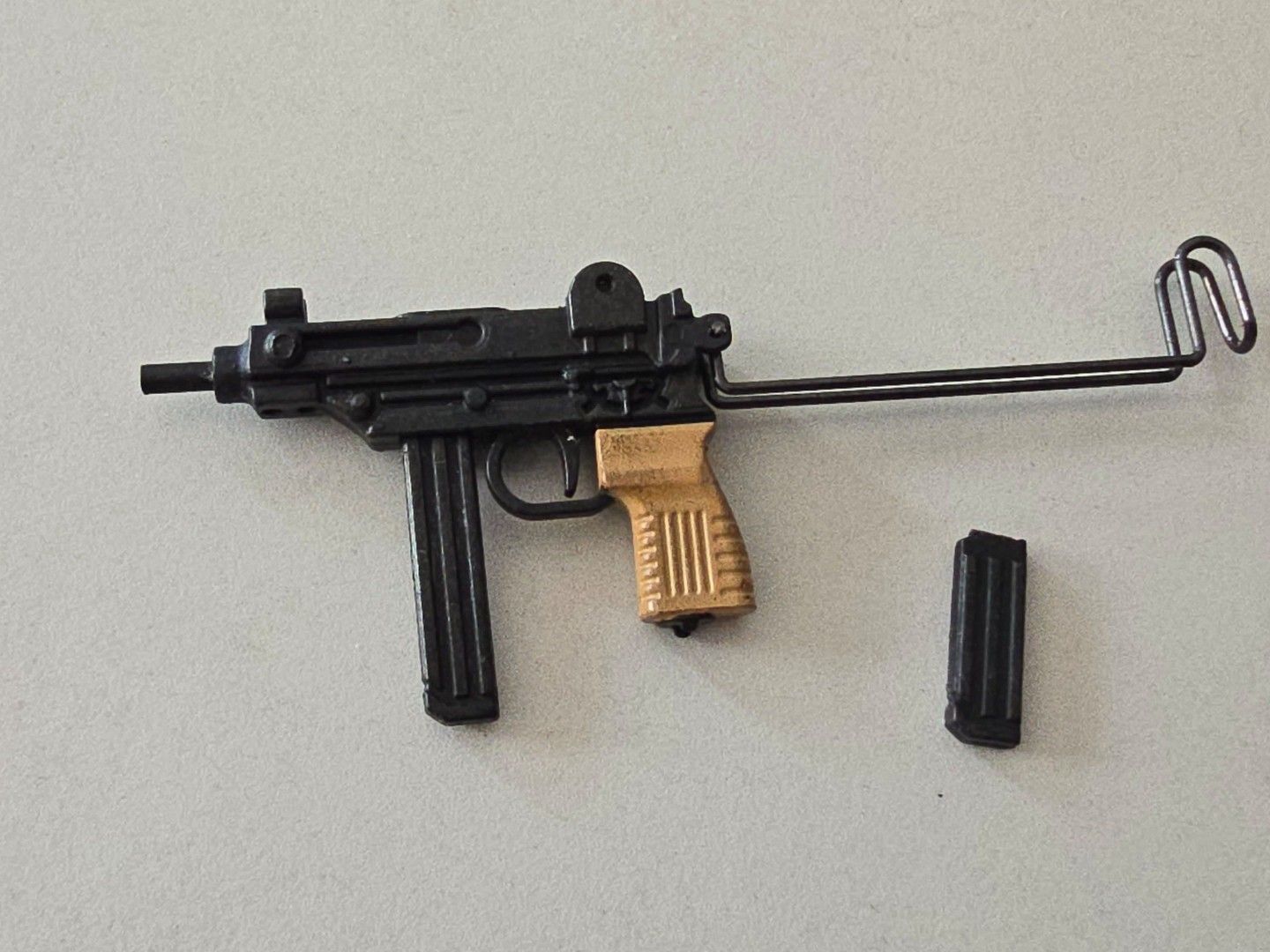 1/6 Scale Submachine Gun Vz. 61 Scorpion Vintage ZC Works, Hobbies ...