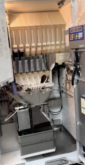 Crawl Machine / Vending machine / POS Machine wrapping, Computers ...