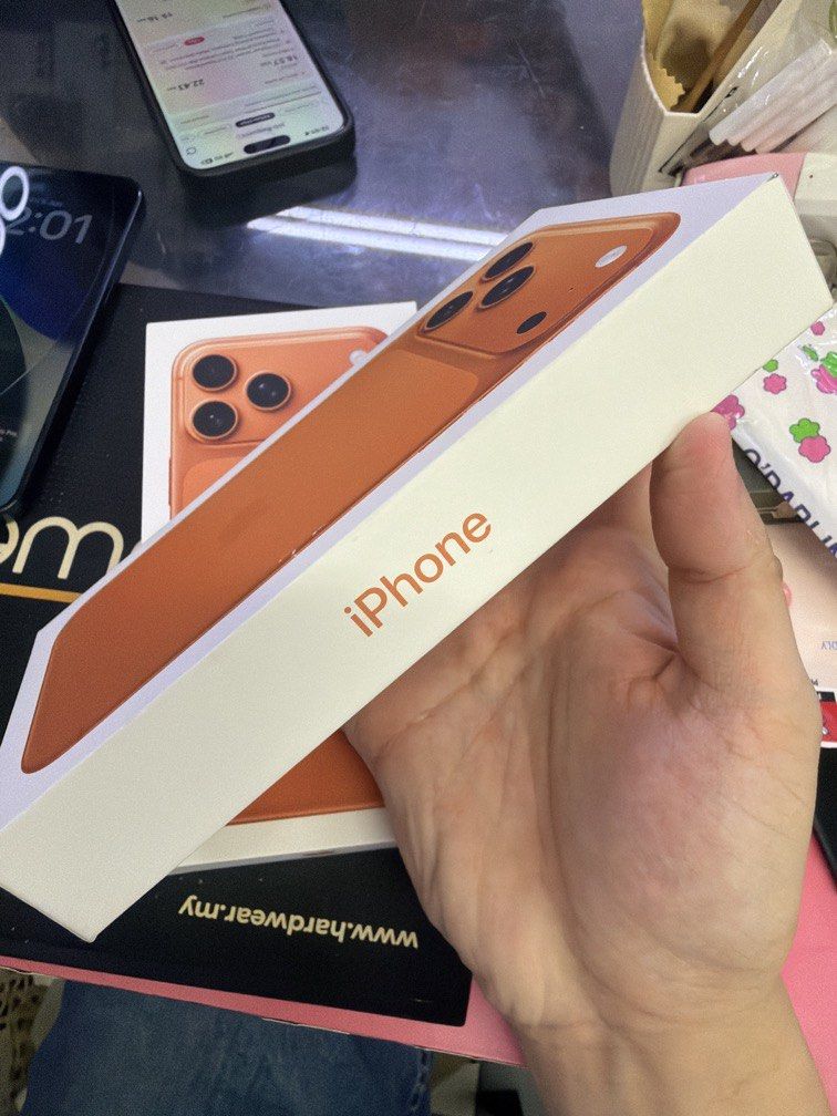 iPhone 17 Pro Max Cosmic Orange 256GB, Mobile Phones & Gadgets, Mobile ...