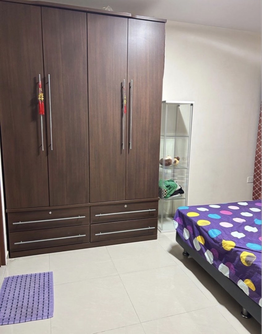 Pasir Ris Condo Master Bedroom with balcony (All fees included ...